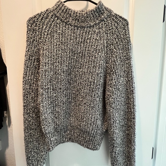 Universal Thread | Sweaters | Universal Thread Black And White Xs ...